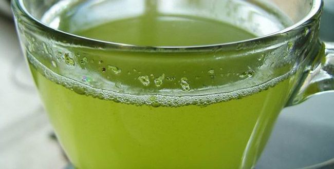 5 beneficios del té de apio para adelgazar